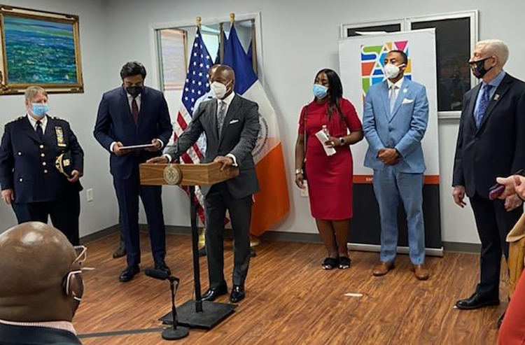 New Bronx Support and Connection Center Announced by NYC Mayor Adams ...